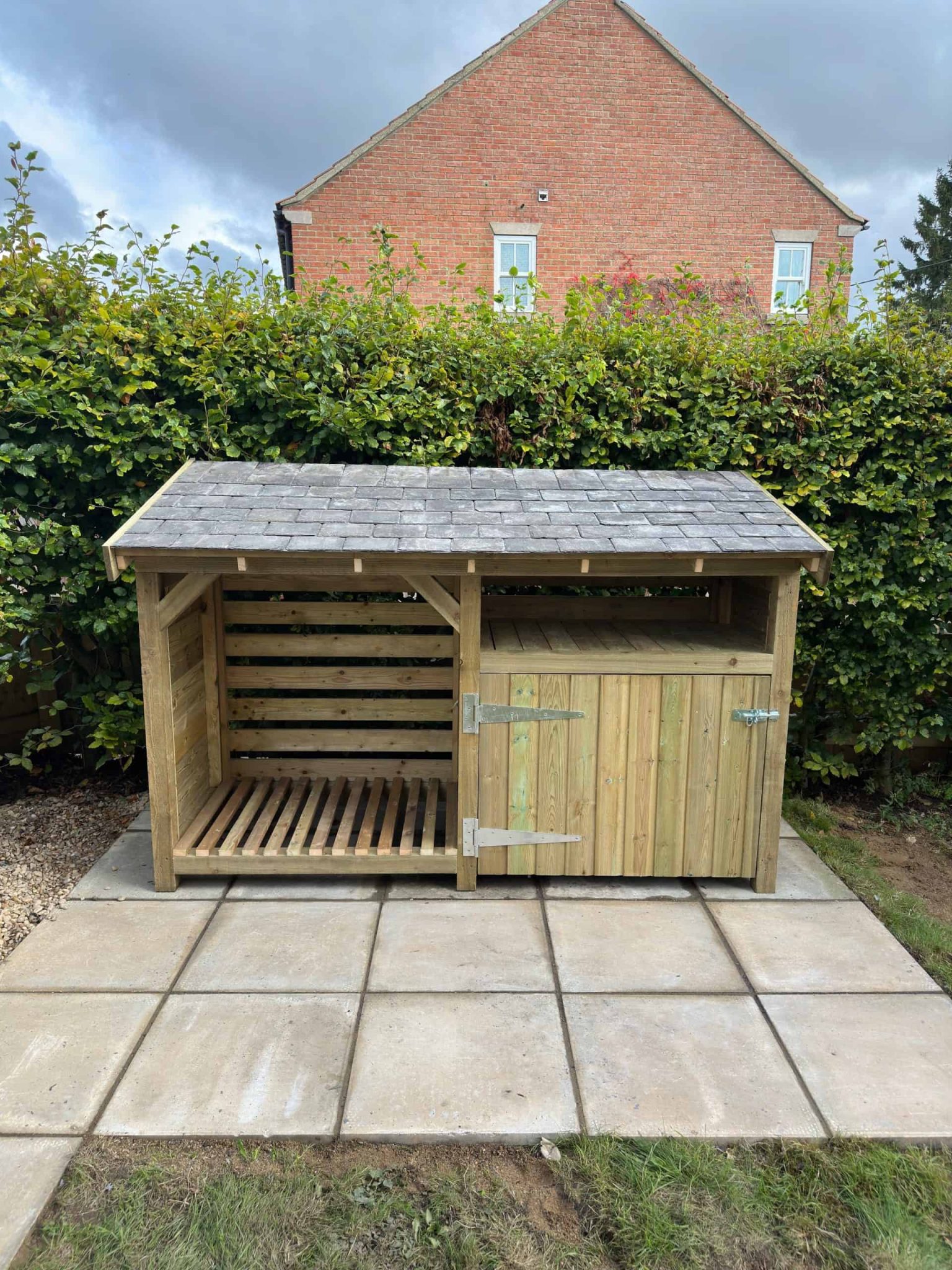 George - Log Store With Kindling Shelf